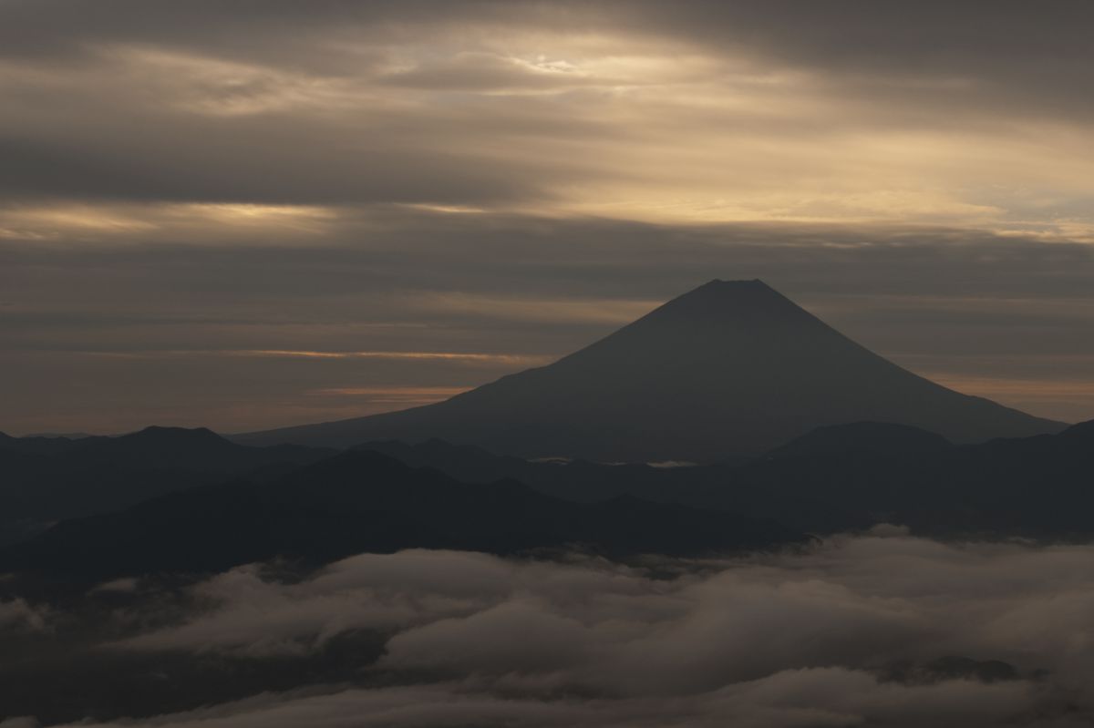 NIPPONの夜明け | GANREF