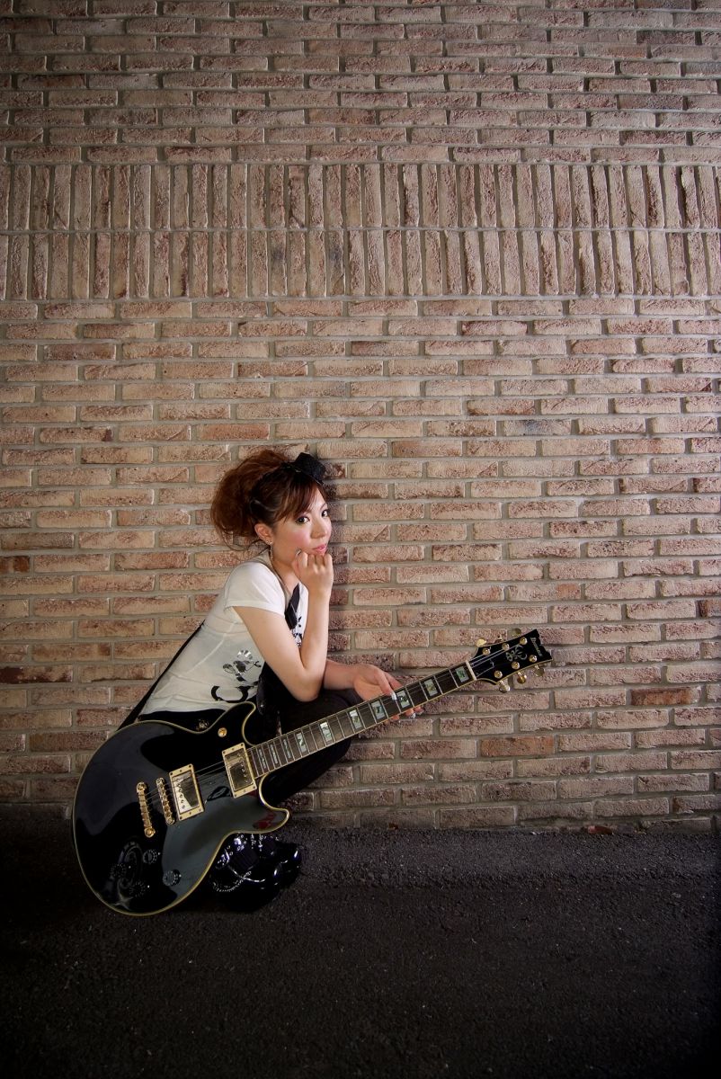 guitar girl 01 | GANREF