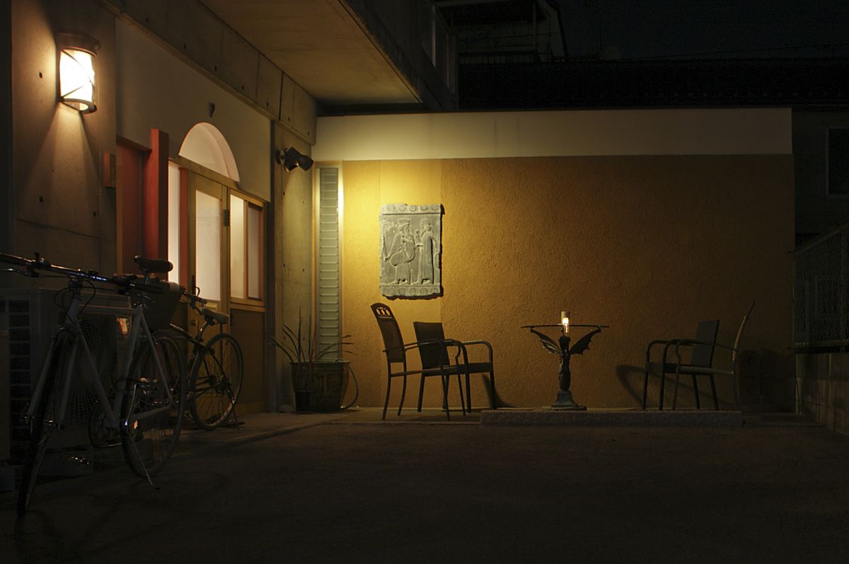 夜のワンシーン | GANREF