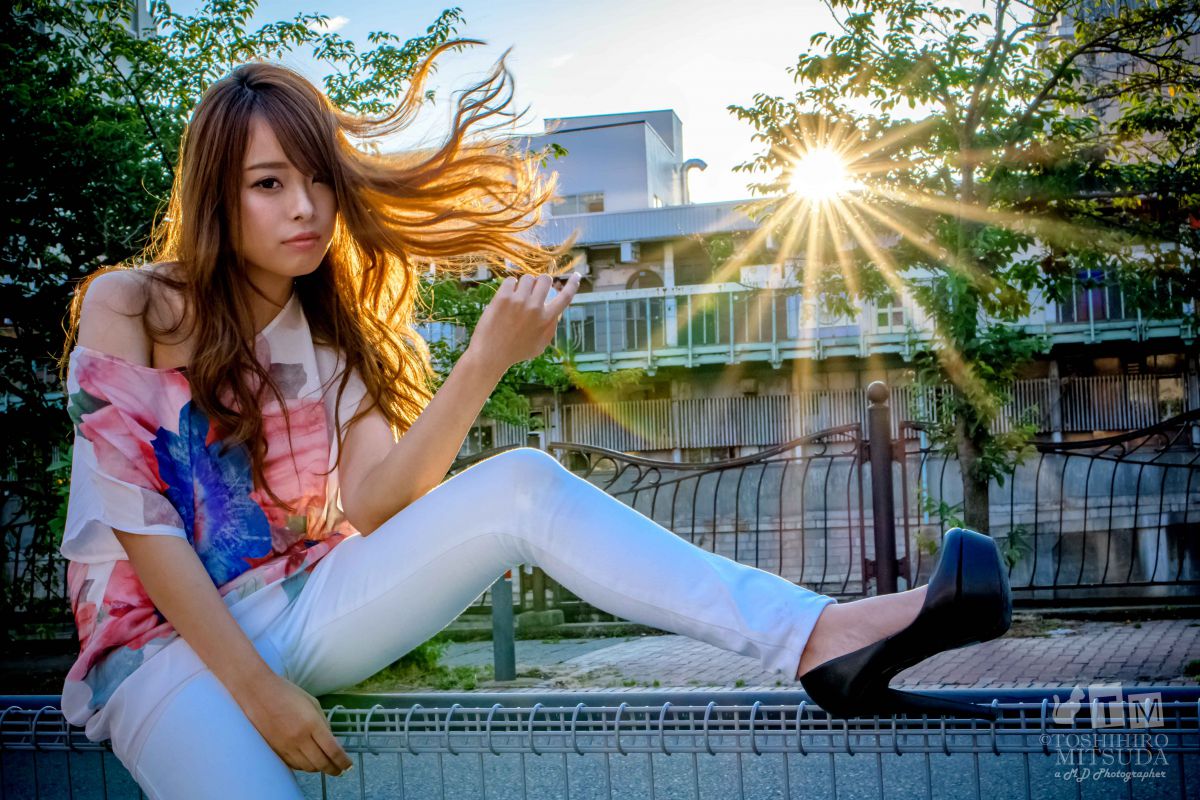 SUN SHINE ON MY SHOULDER | GANREF