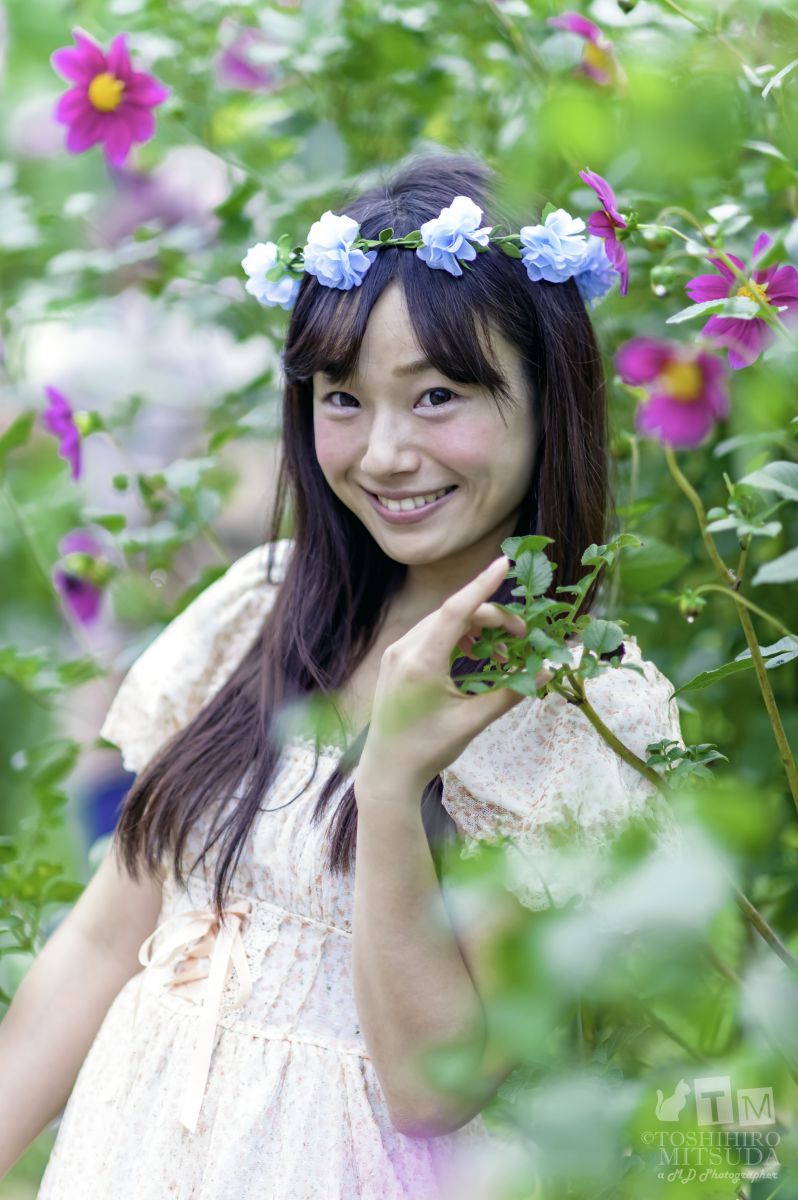 Flower lady | GANREF