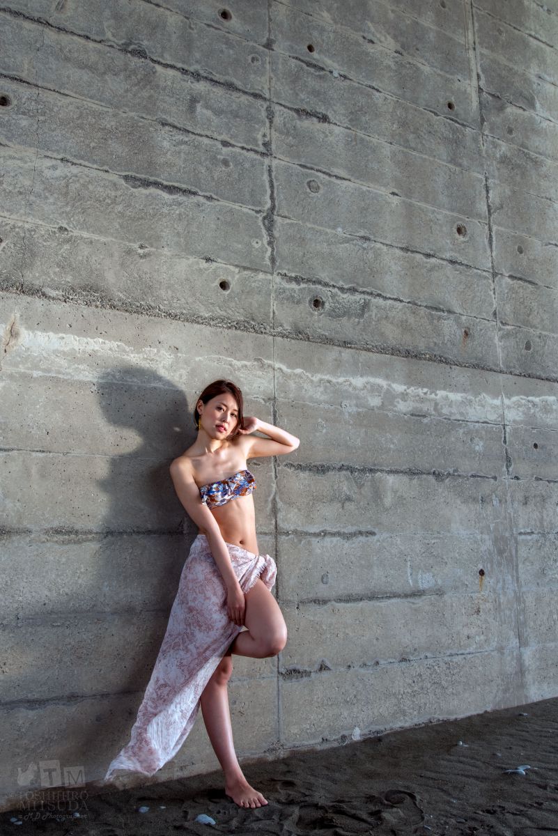 Sexy concrete wall girl partI | GANREF