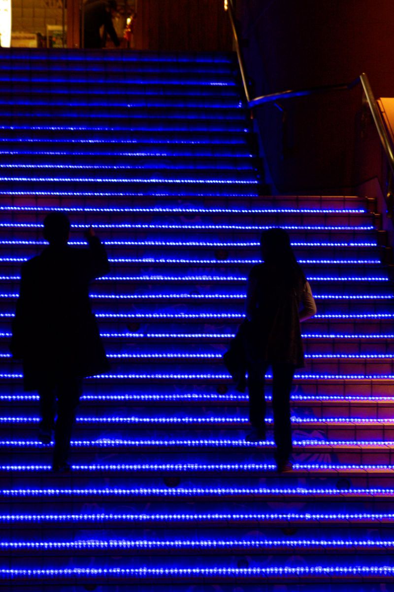 IMG_二人の間に | GANREF