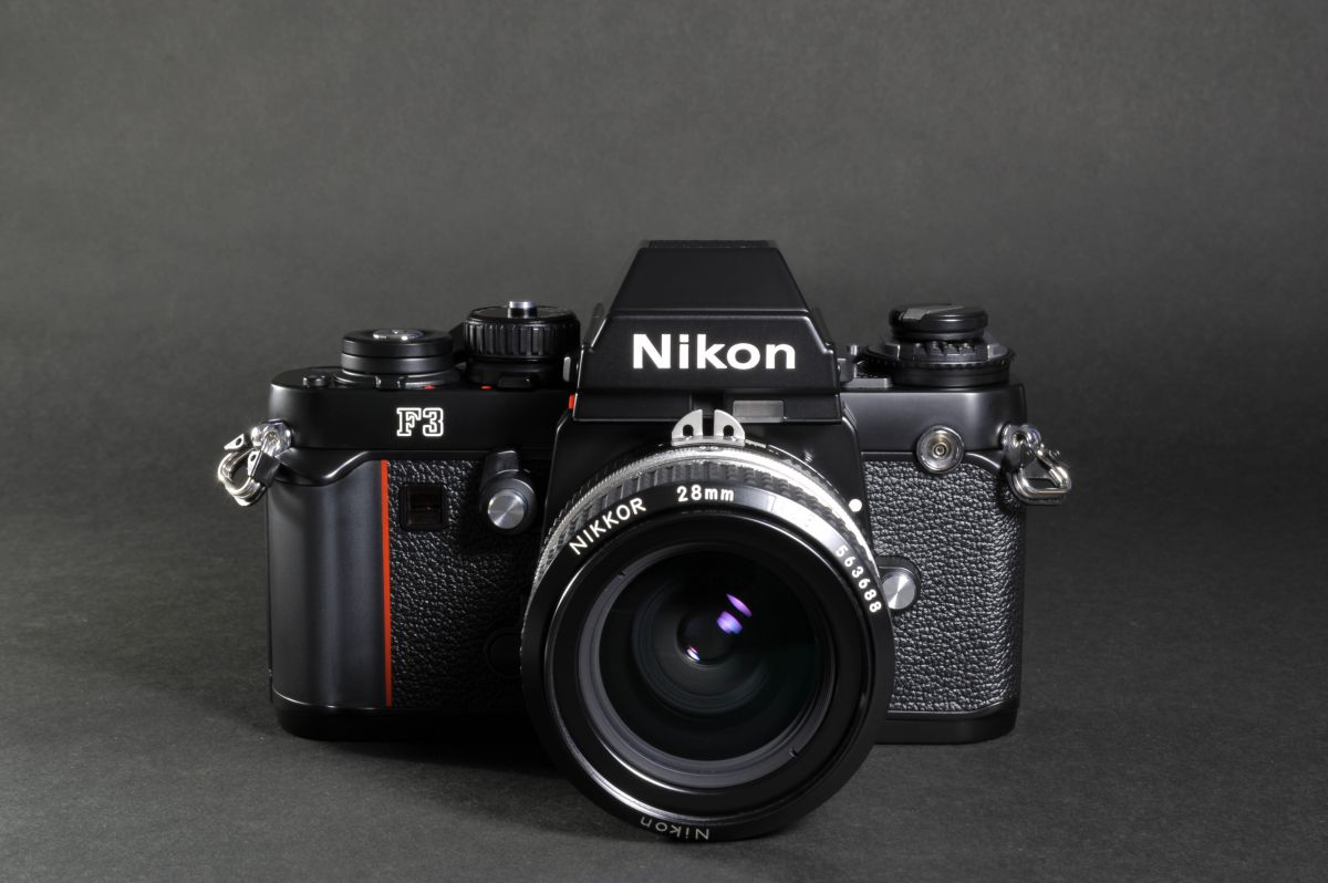 Super Nikon | GANREF