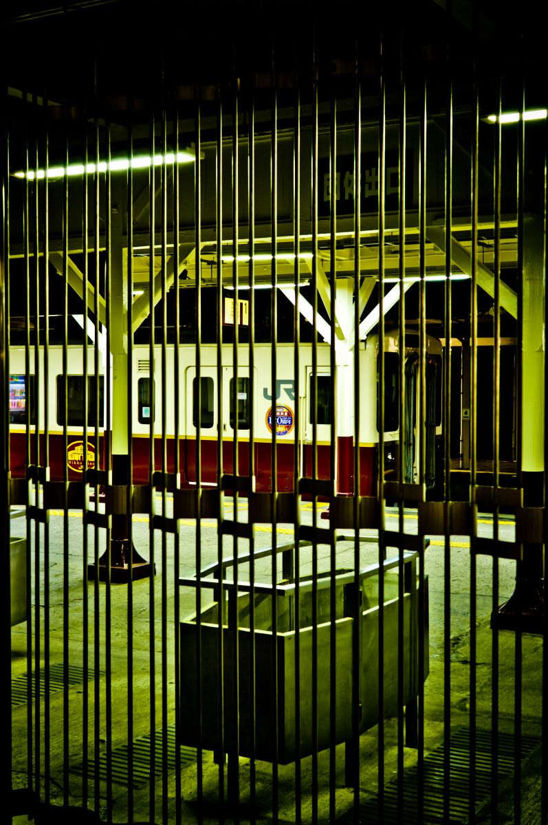 October light | GANREF