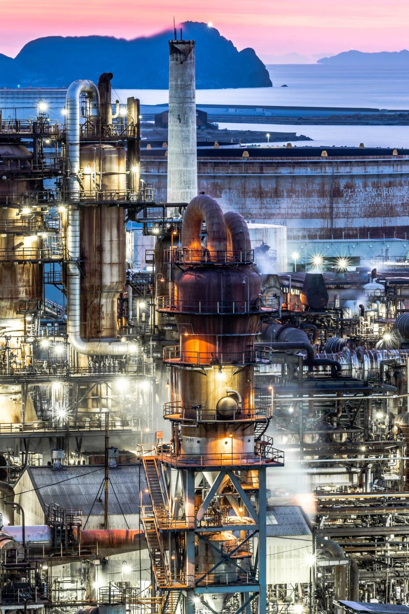 Twilight Complex | GANREF