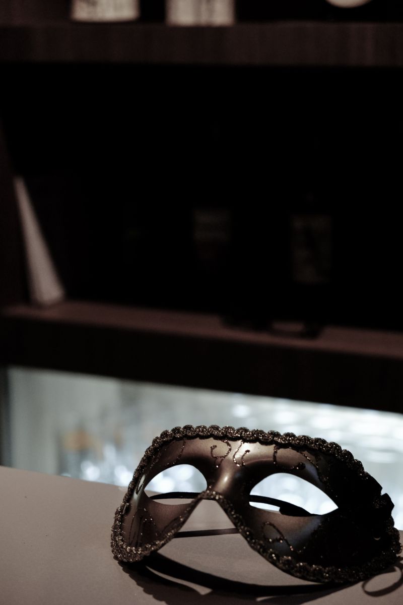 Take things - #2 - Party mask | GANREF