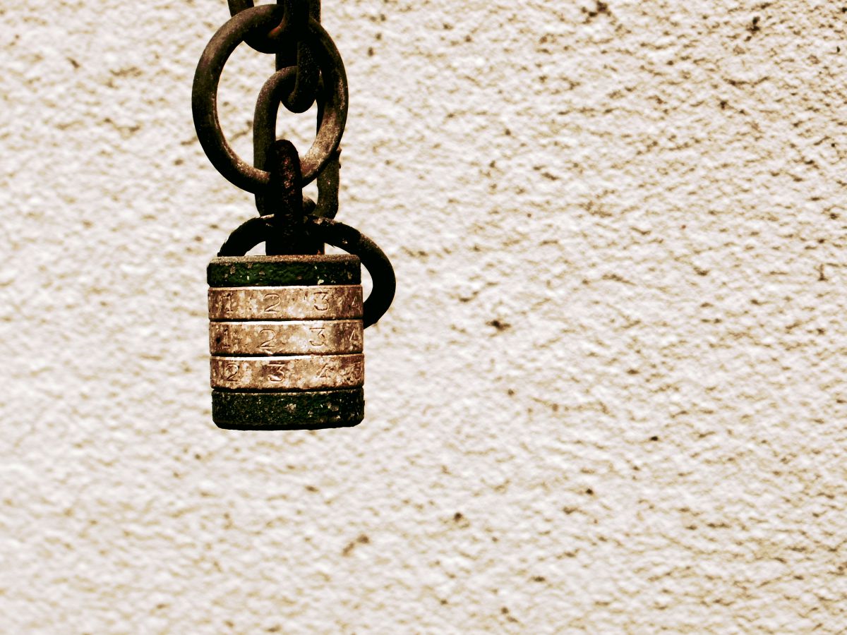 Lock & Chain | GANREF