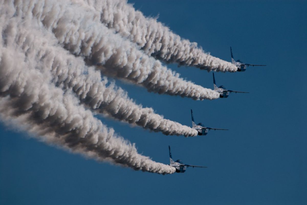 半逆光下のスモーク | GANREF