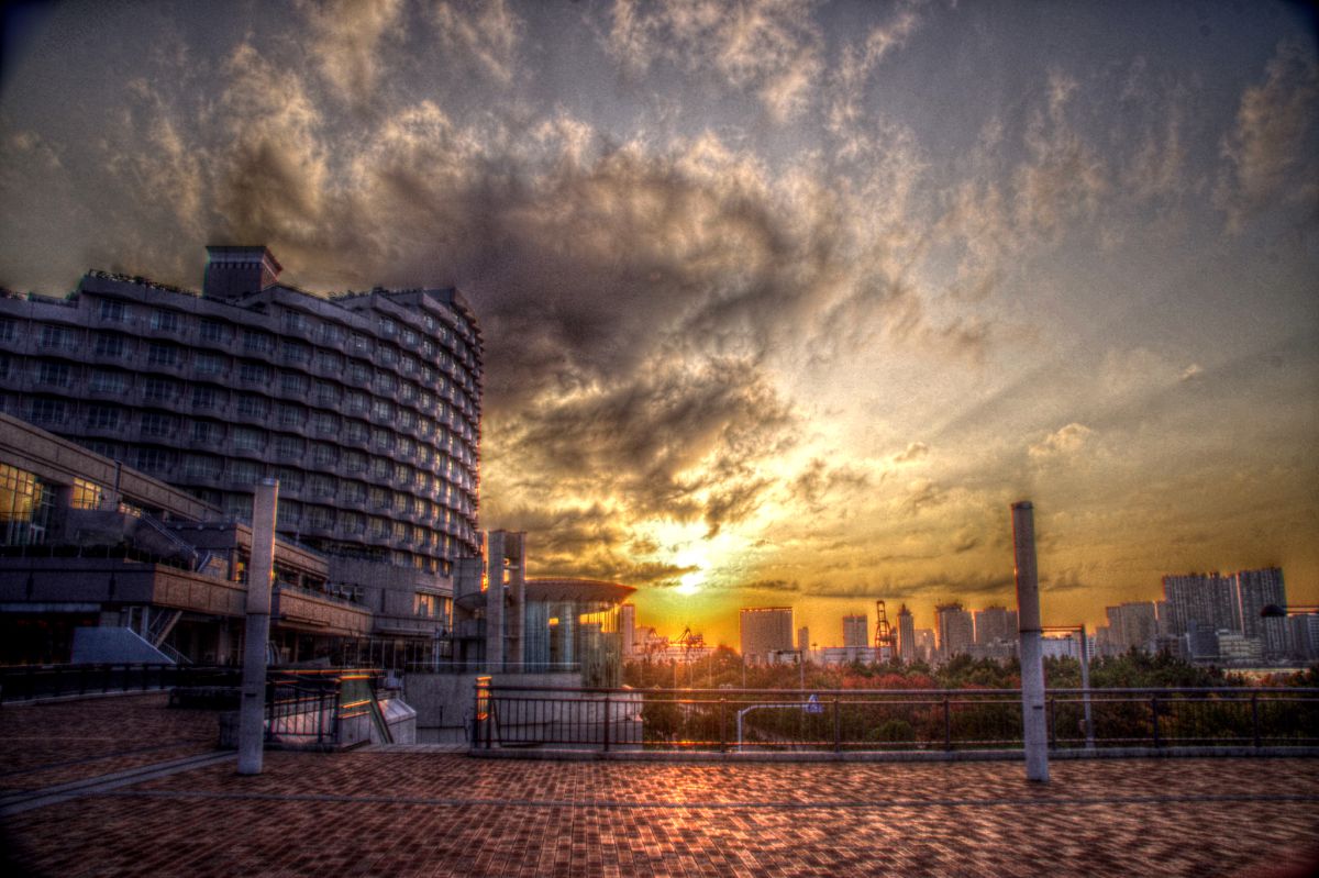 夕暮れHDR | GANREF