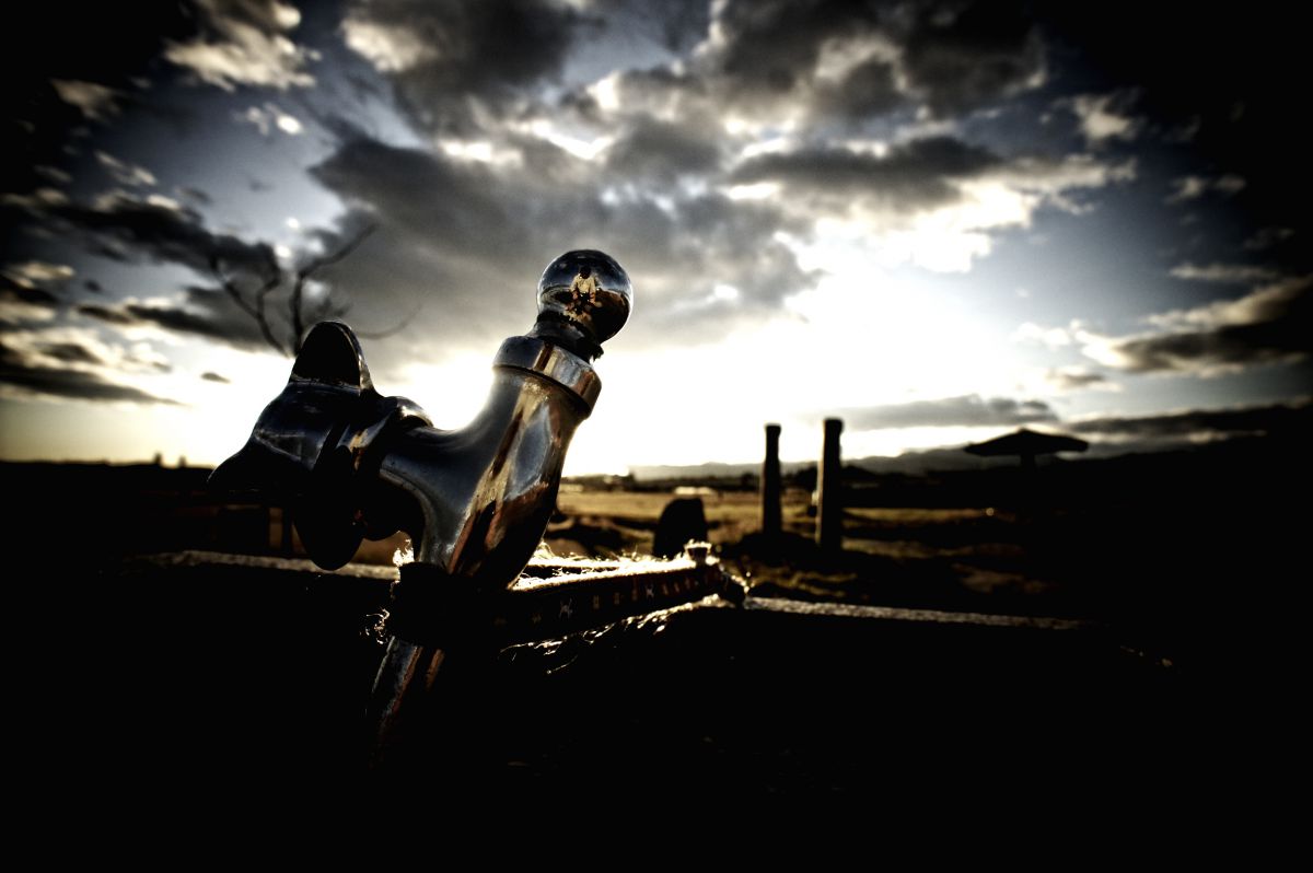 Close to the edge | GANREF