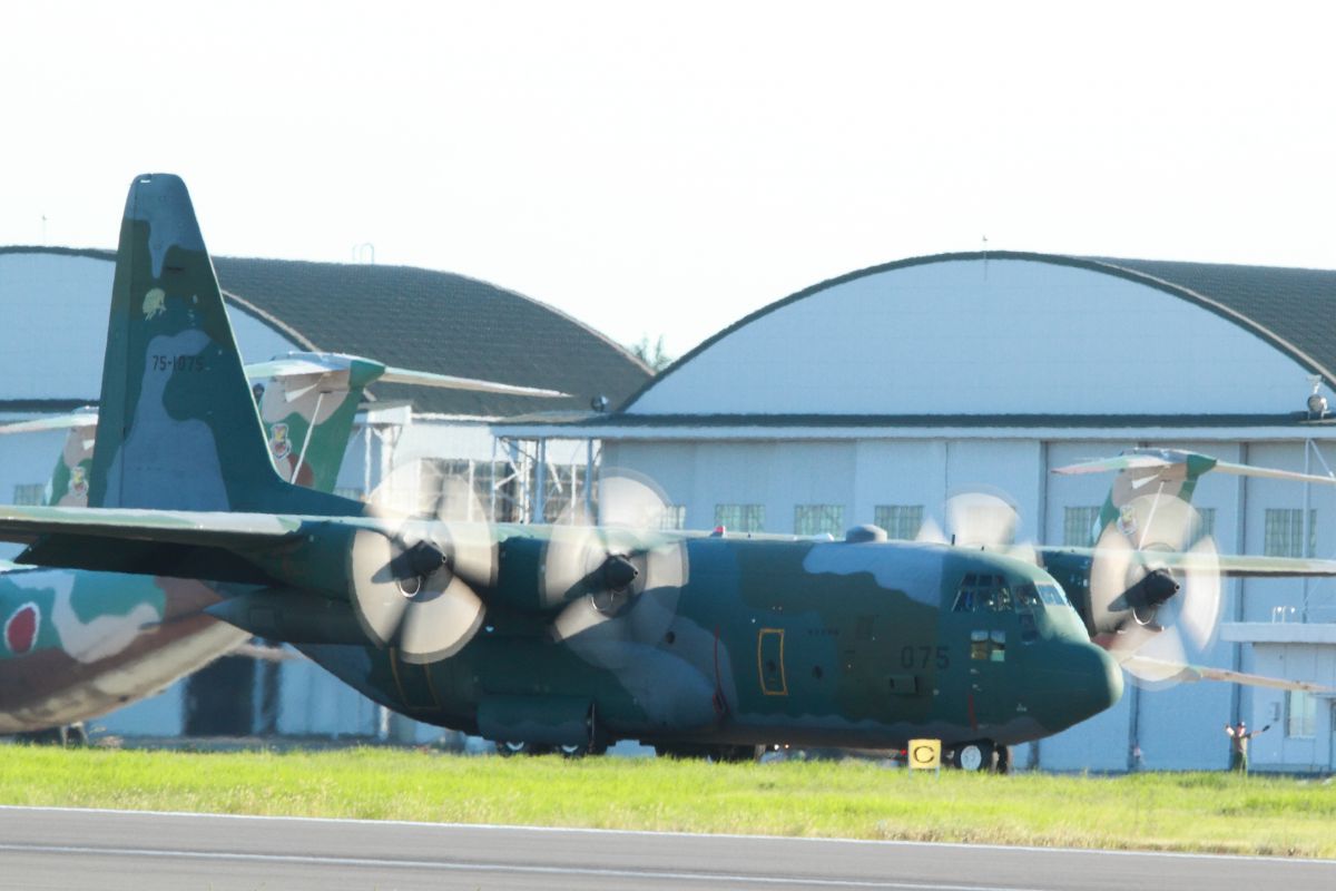 C-130 | GANREF