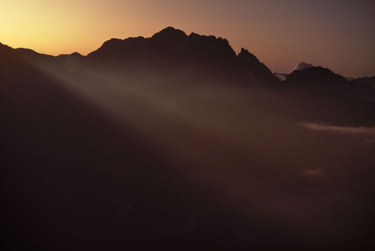 1990年08月01新越乗越より剣岳_064.JPG | GANREF