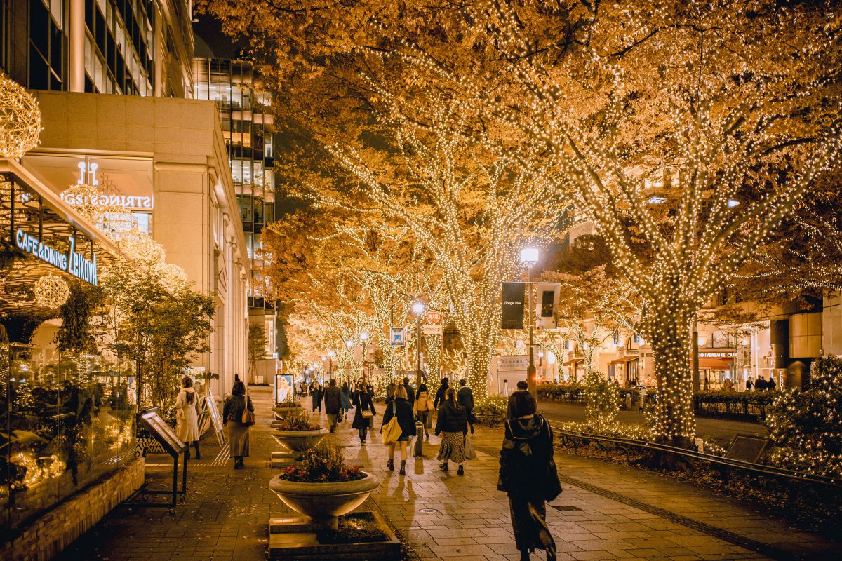 Golden Town | GANREF