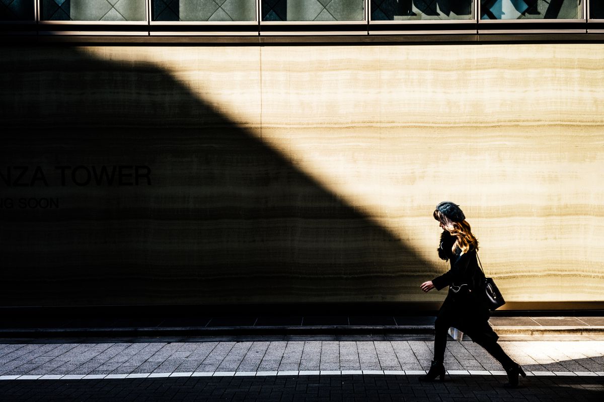 Tilt Shadow | GANREF