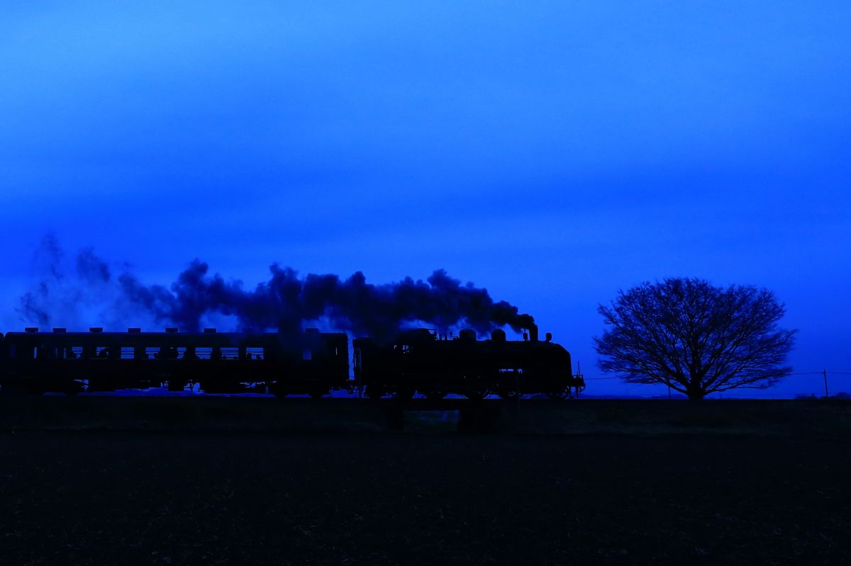 駆け抜けるSL | GANREF