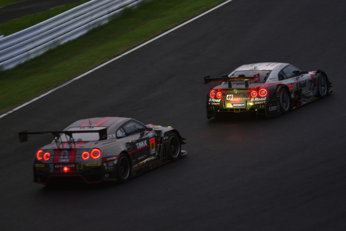 闇を駆けるGT-R | GANREF