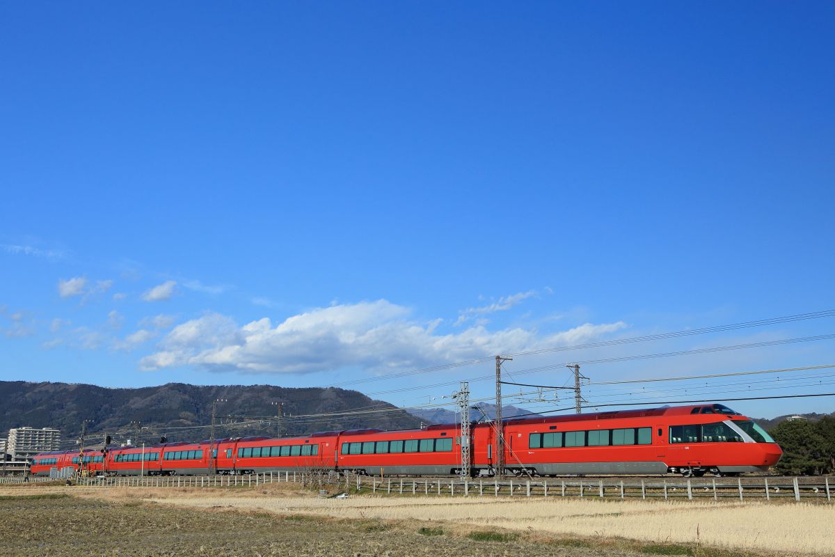 いつもの風景の中で・小田急ロマンスカー GSE | GANREF
