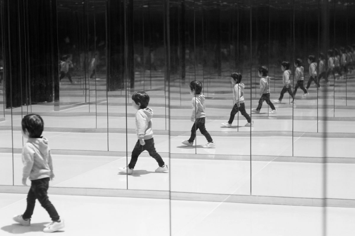 Infinite child | GANREF