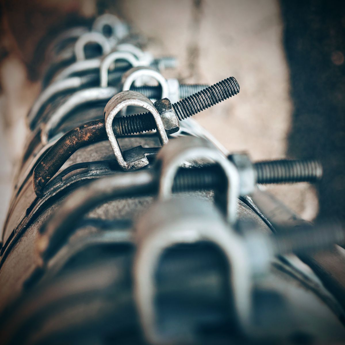 screw up tightly | GANREF