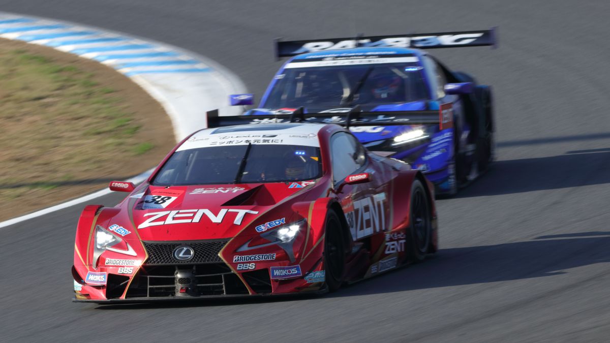 ZENT LC vs RAYBRIG NSX SGT Rd.8 2018 | GANREF