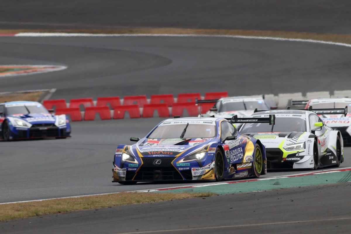 SuperGT X DTM 2019 FSW 13コーナー | GANREF