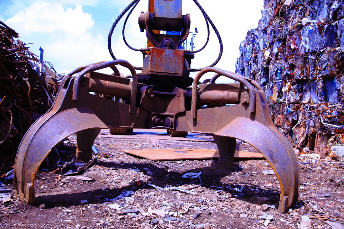 Monster finger | GANREF