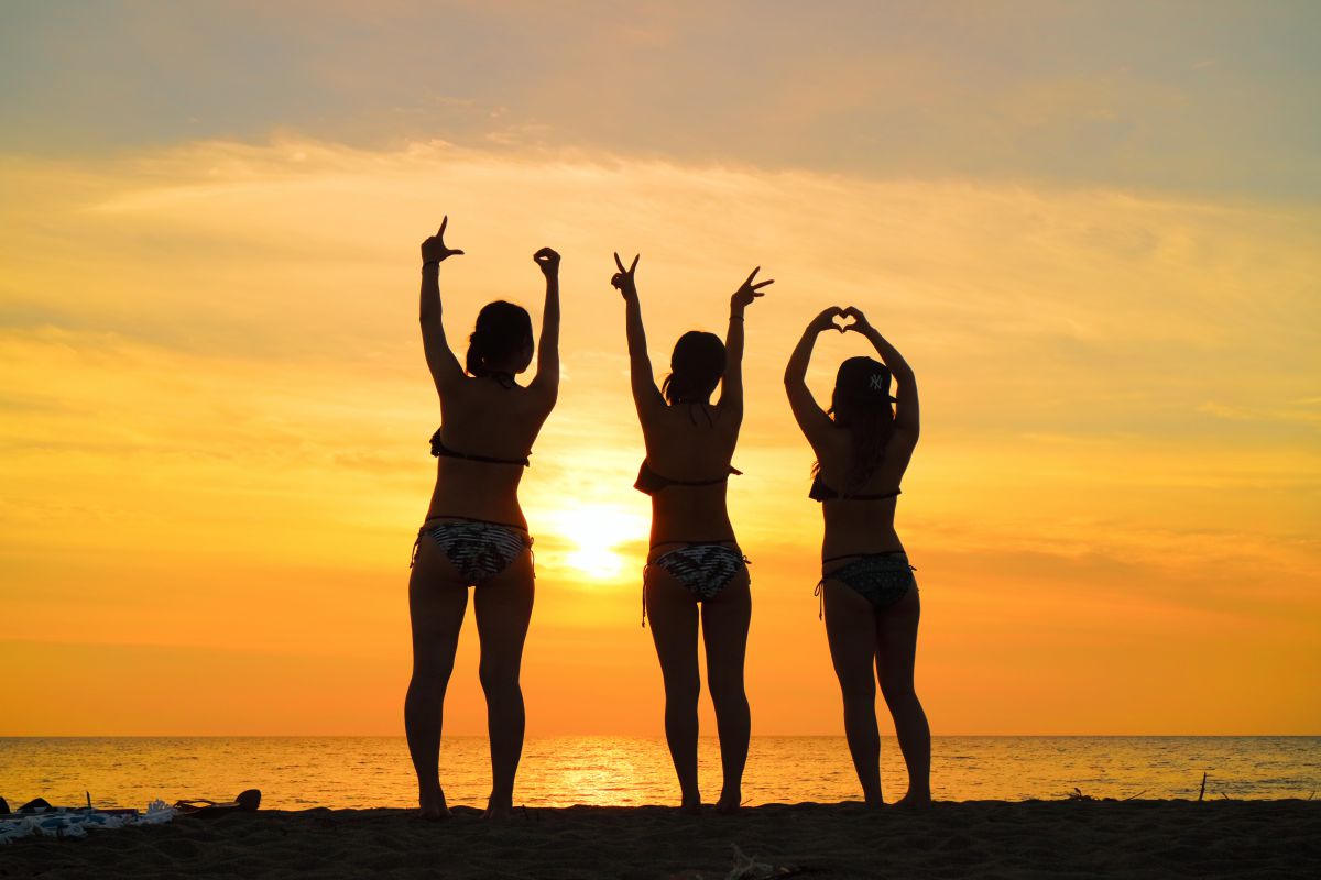 LOVE♡（水着Version） | GANREF