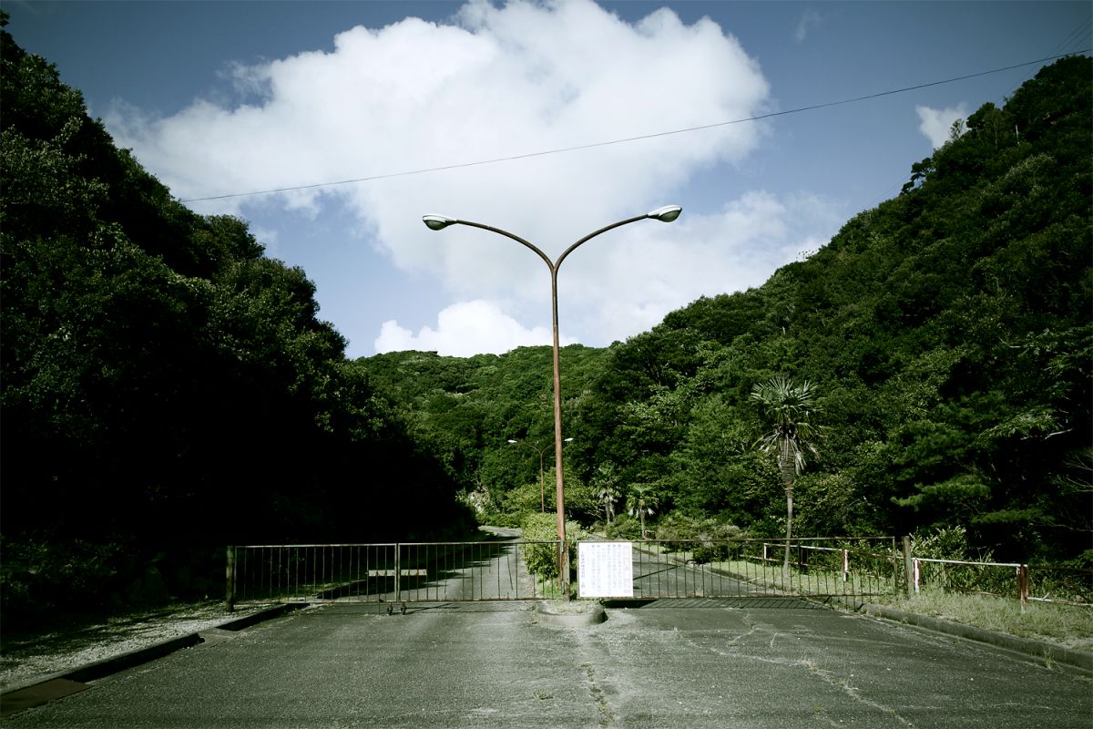 left behind | GANREF