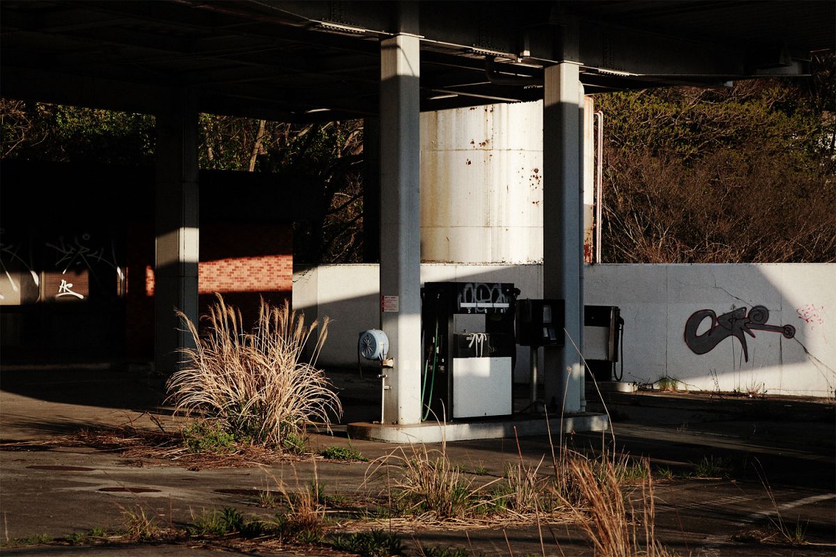 left behind | GANREF