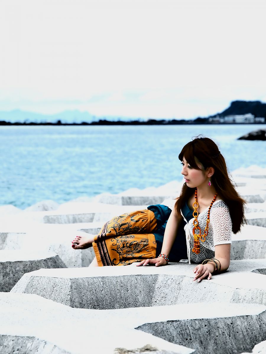 Mind on the water's edge | GANREF