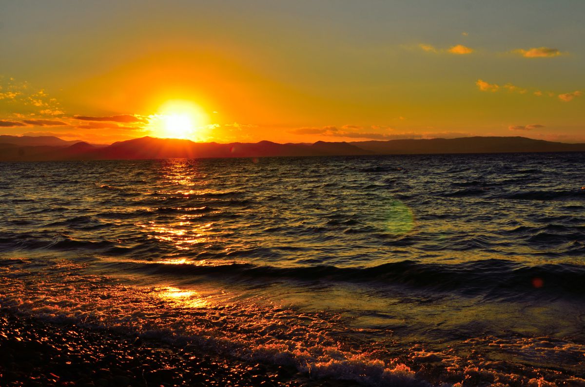 Lake Sun Set | GANREF