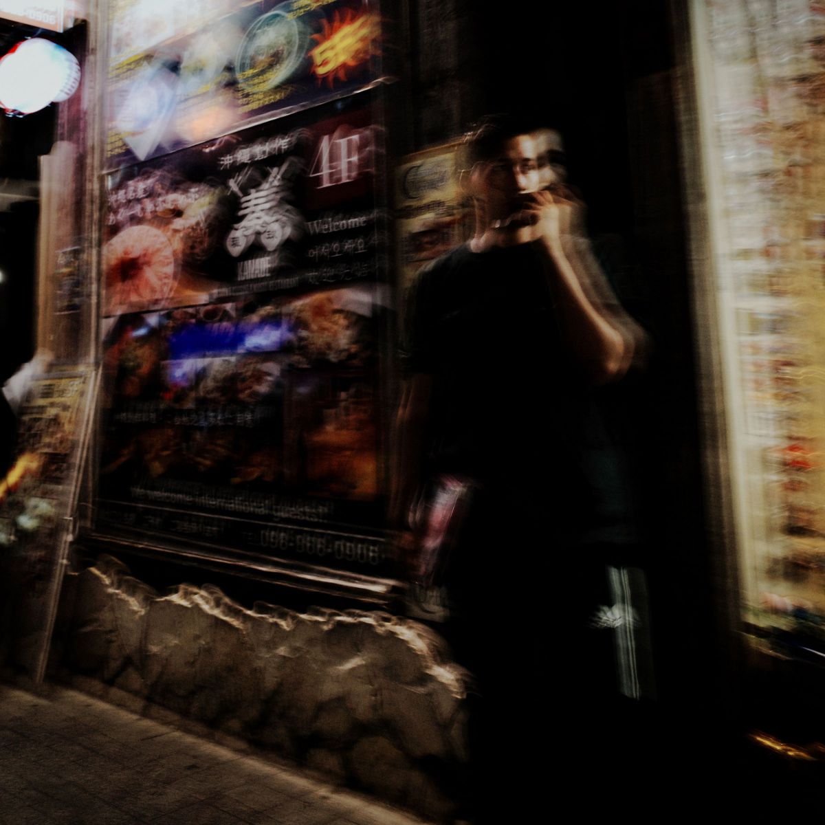 capture a moment in the street | GANREF