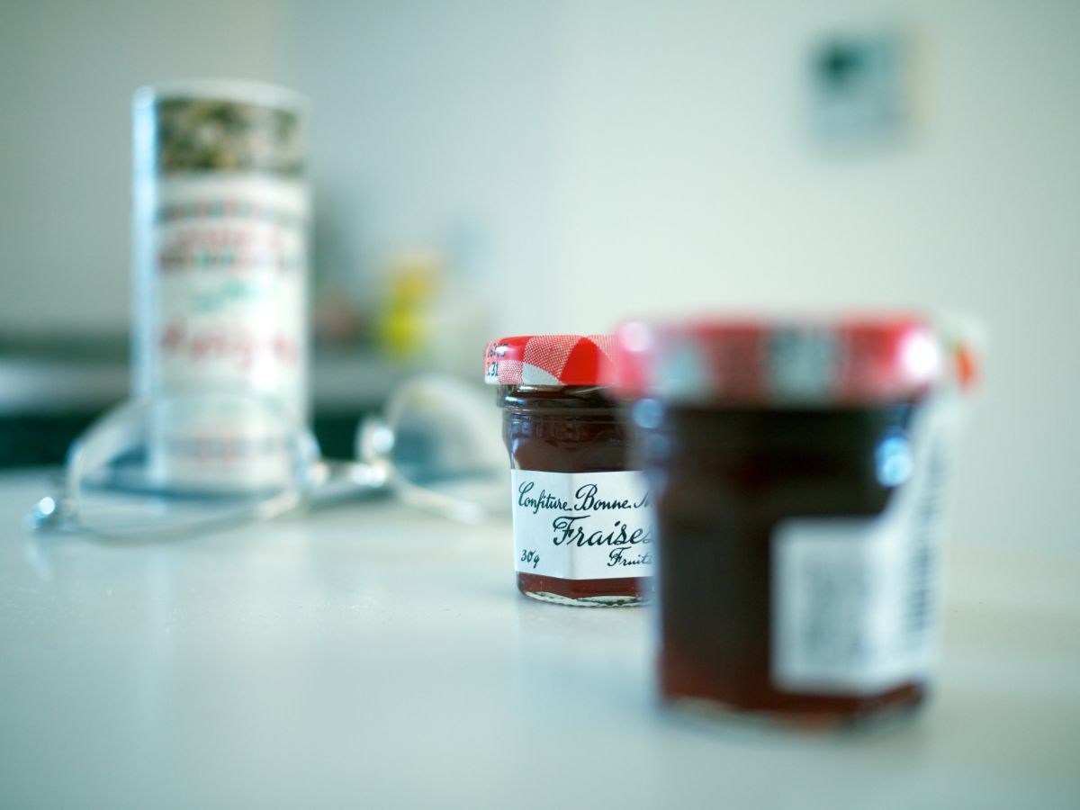 Sur une table | GANREF