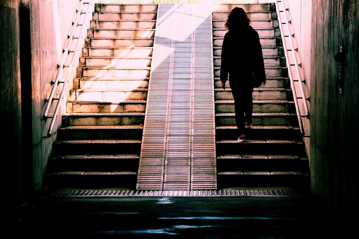 Light and shadow | GANREF