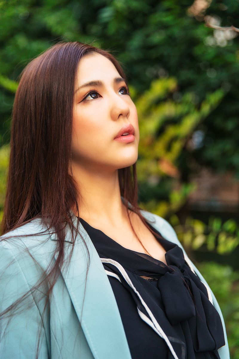 見上げて | GANREF