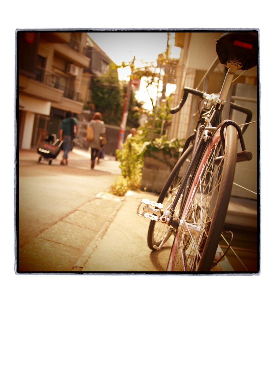 裏町にて | GANREF