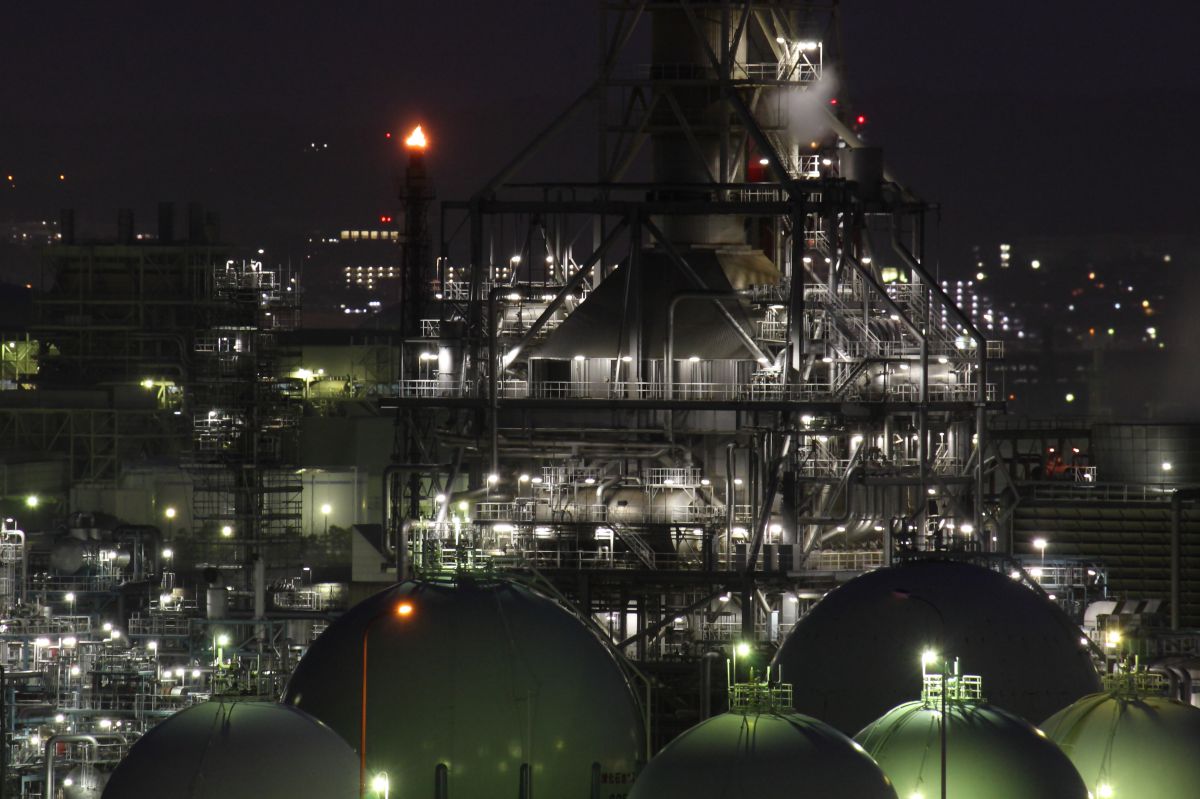 The lair of alien | GANREF