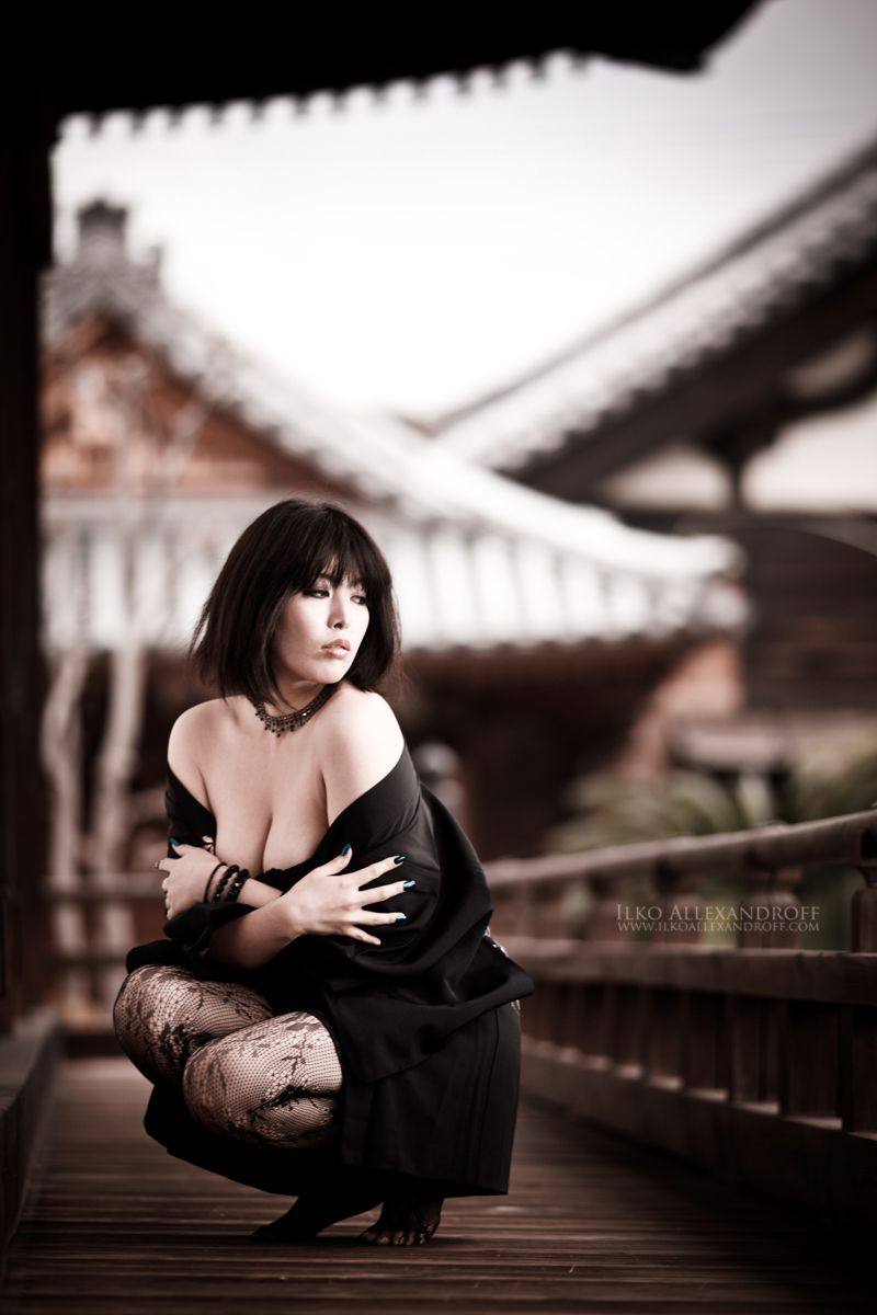 Asuka in the Temple | GANREF