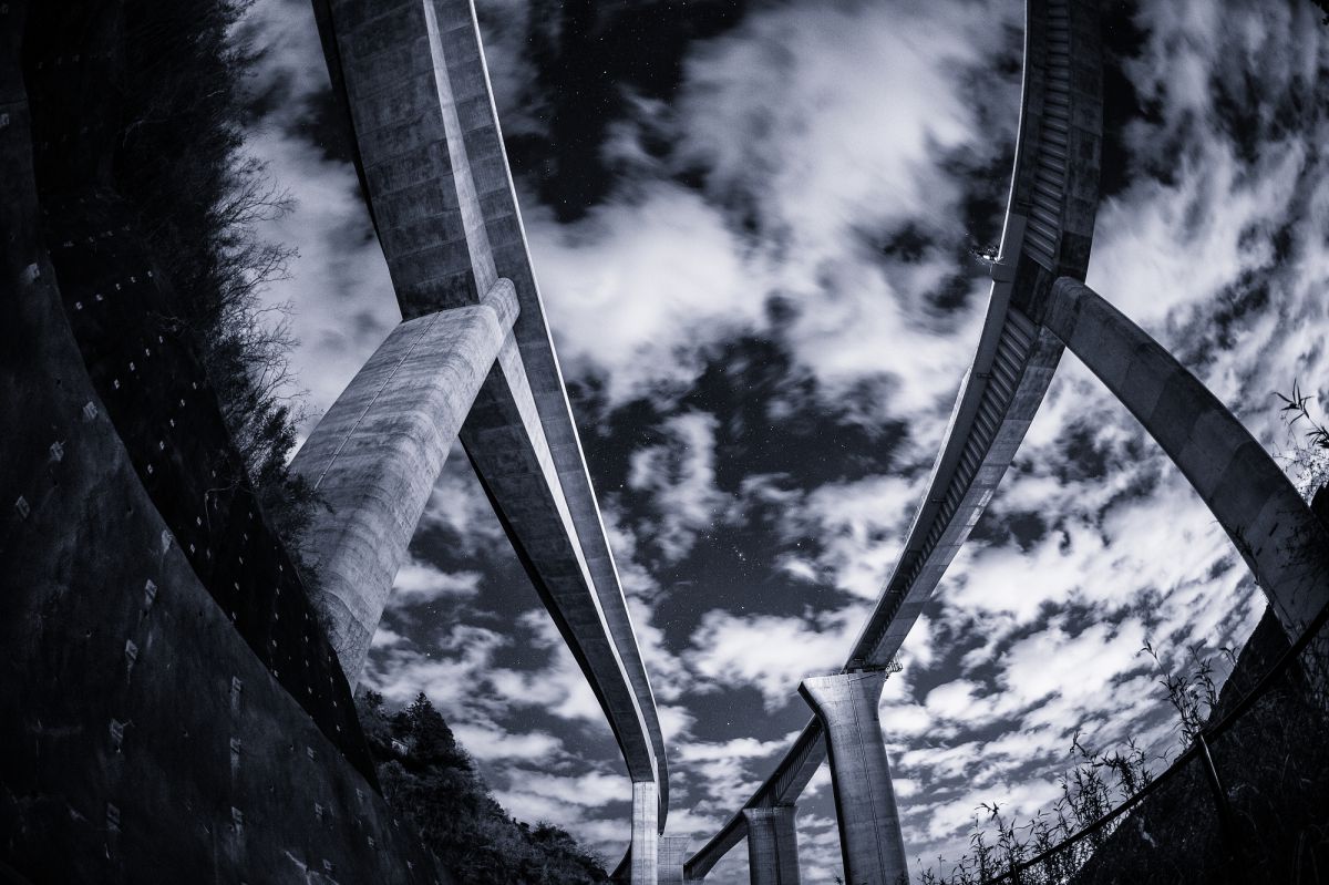 Orion behind the clouds | GANREF