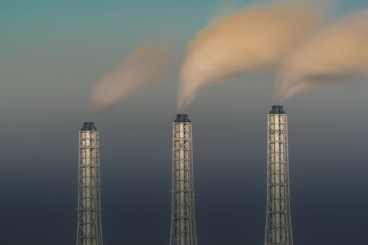 Three chimneys | GANREF