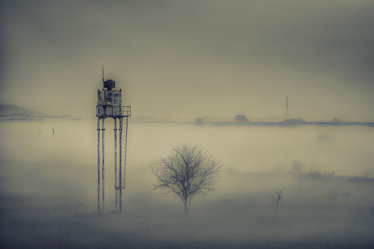 Foggy planet | GANREF