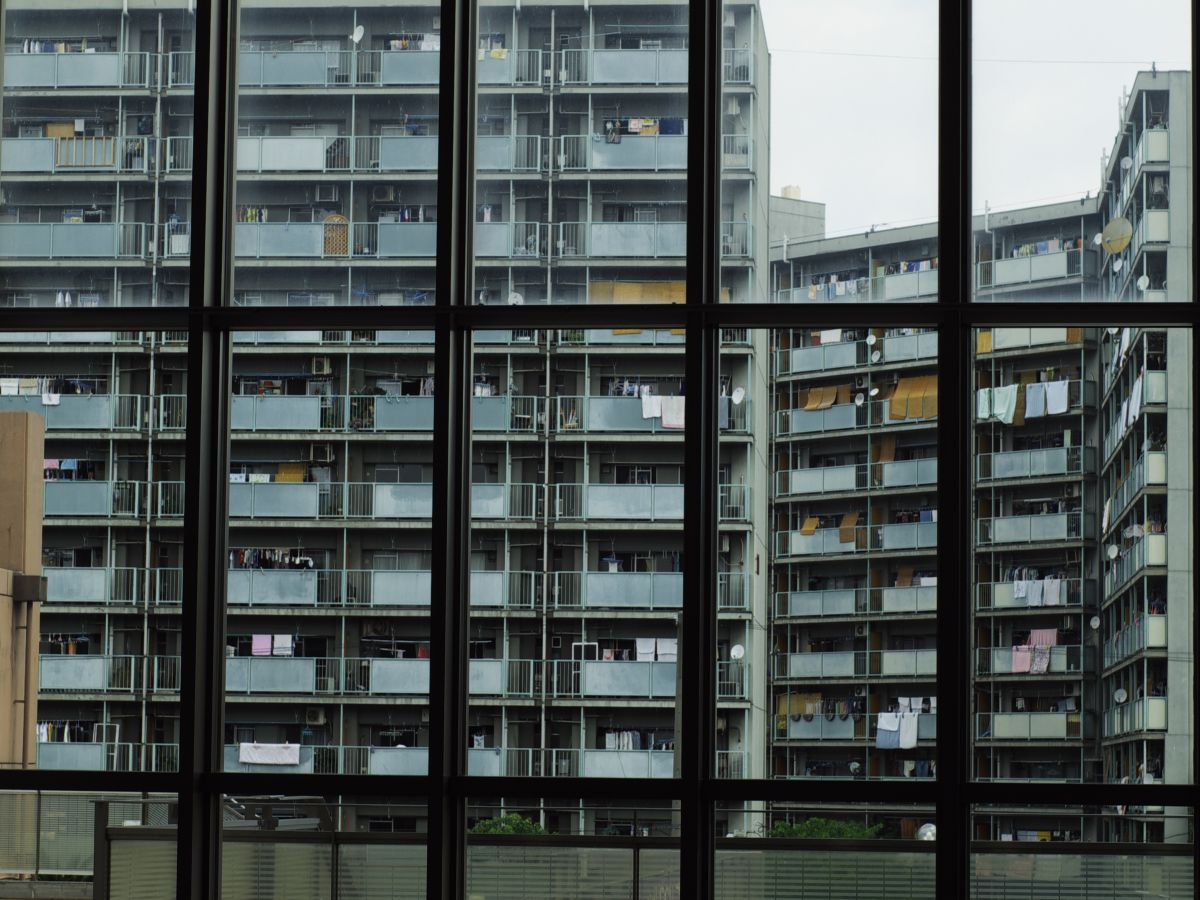 outside inside04 | GANREF