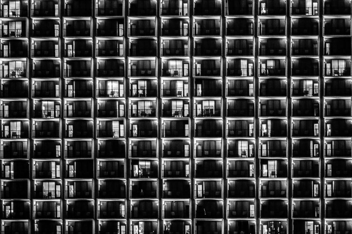 Many rectangular spaces | GANREF