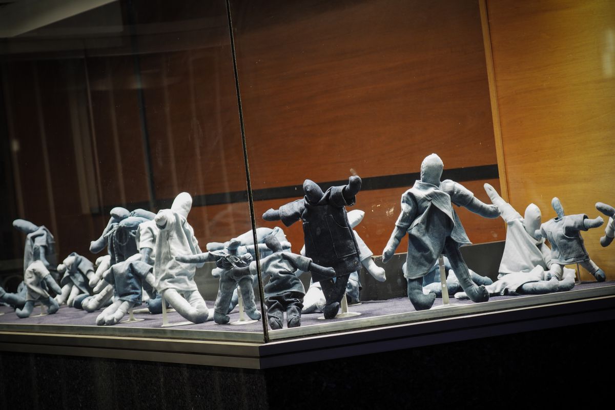 Impressive existence | GANREF