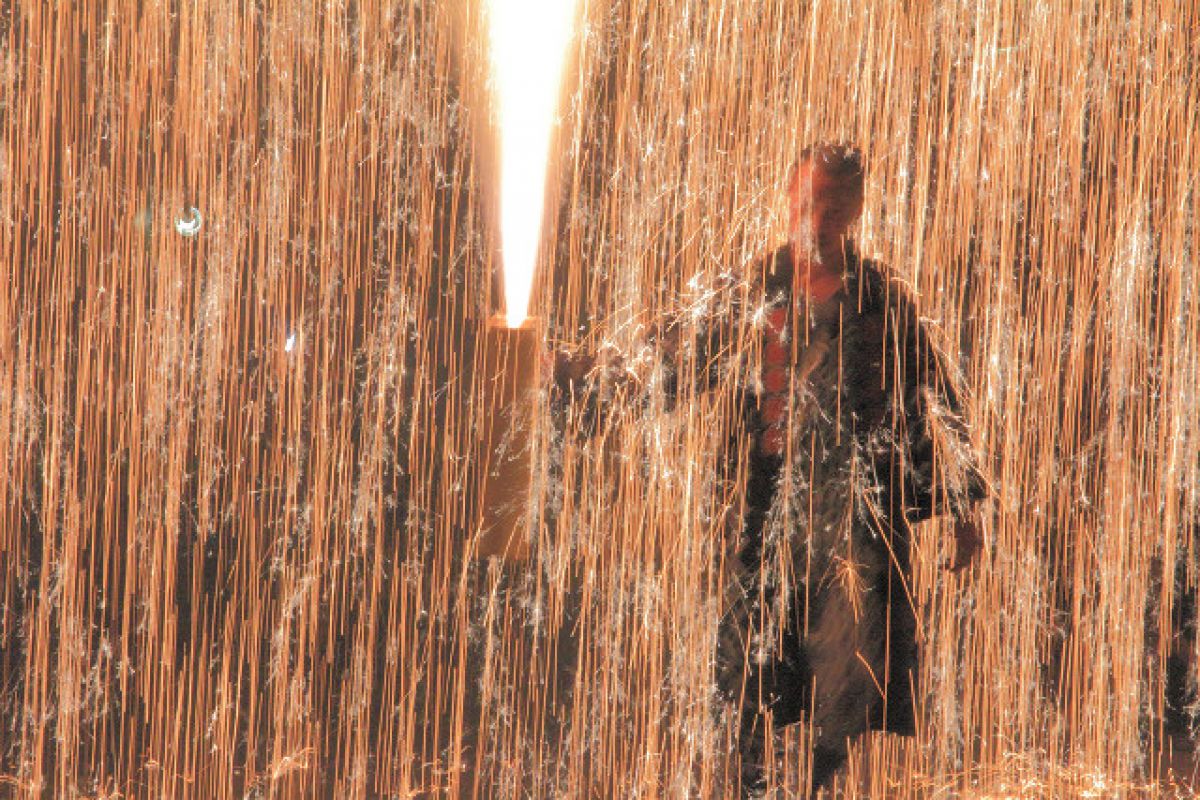 火炎の雨 | GANREF