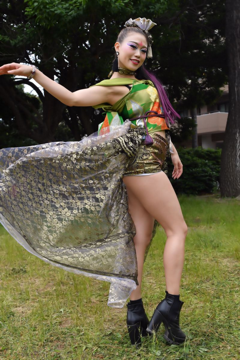 You are the Dancing Queen 1 | GANREF