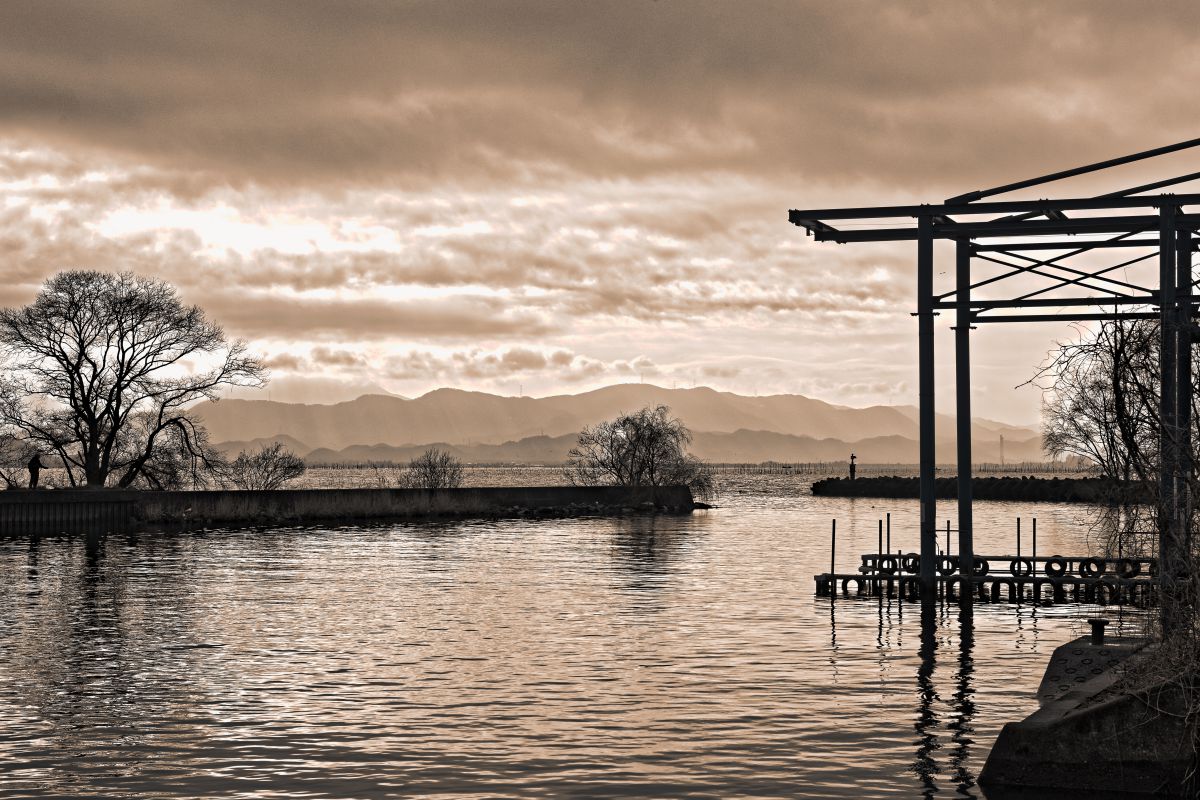 鳰の海（ニオノウミ）へ | GANREF