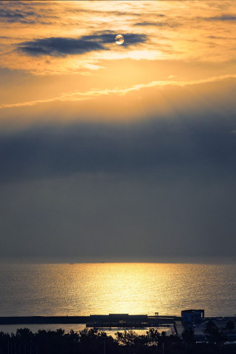 陽光の煌めき | GANREF