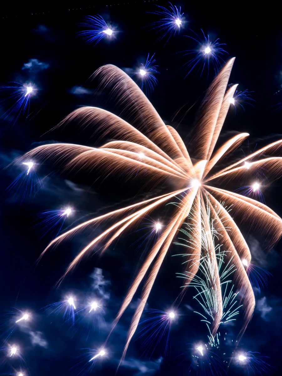 Cosmic Phoenix …☆ | GANREF